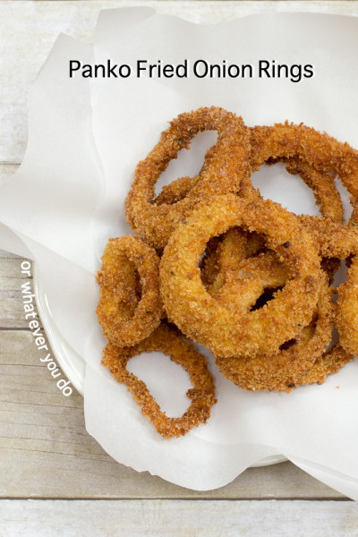 Panko Fried Onion Rings - Easy, crunchy, crispy onion rings made at home
