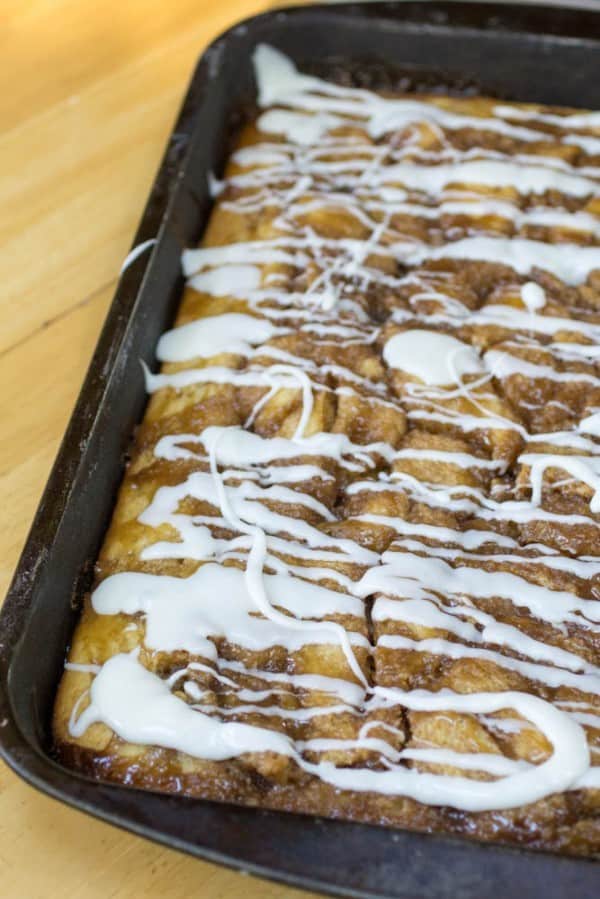 Caramel Roll Cinnamon Cake - Homemade, easy dessert recipe