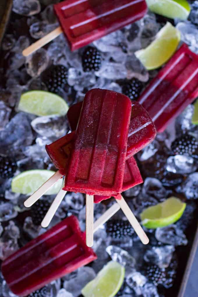 Blackberry Limeade Popsicle | Easy summer kid-friendly ice-pop recipe