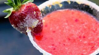 Strawberry Lemon Drop | Easy berry cocktail recipe