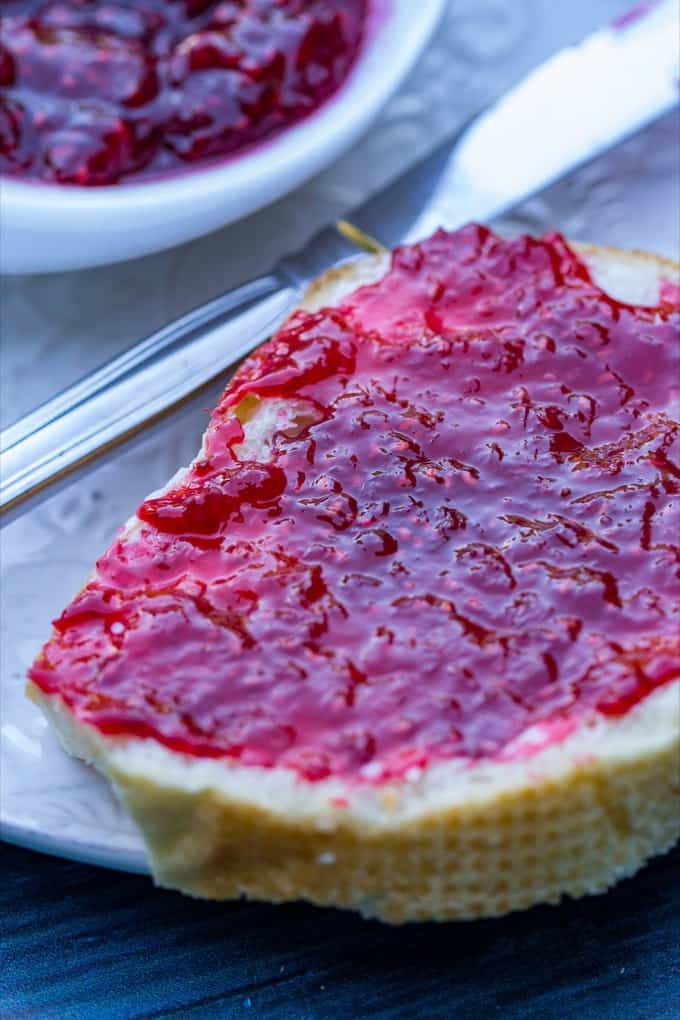 Raspberry Jam – Homemade Jam Recipe with Pectin